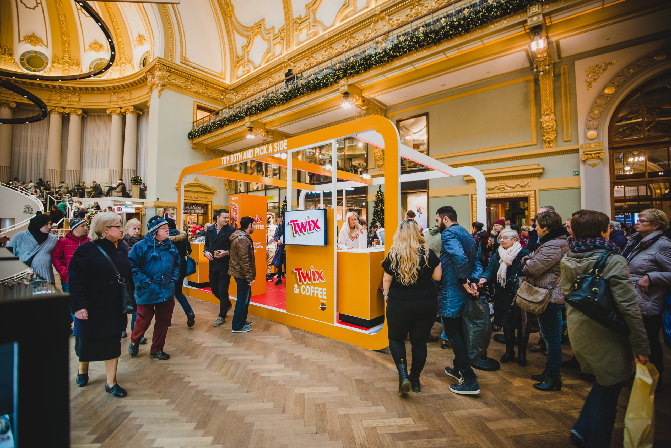 Twix & Senseo pop-up store - 21.agency